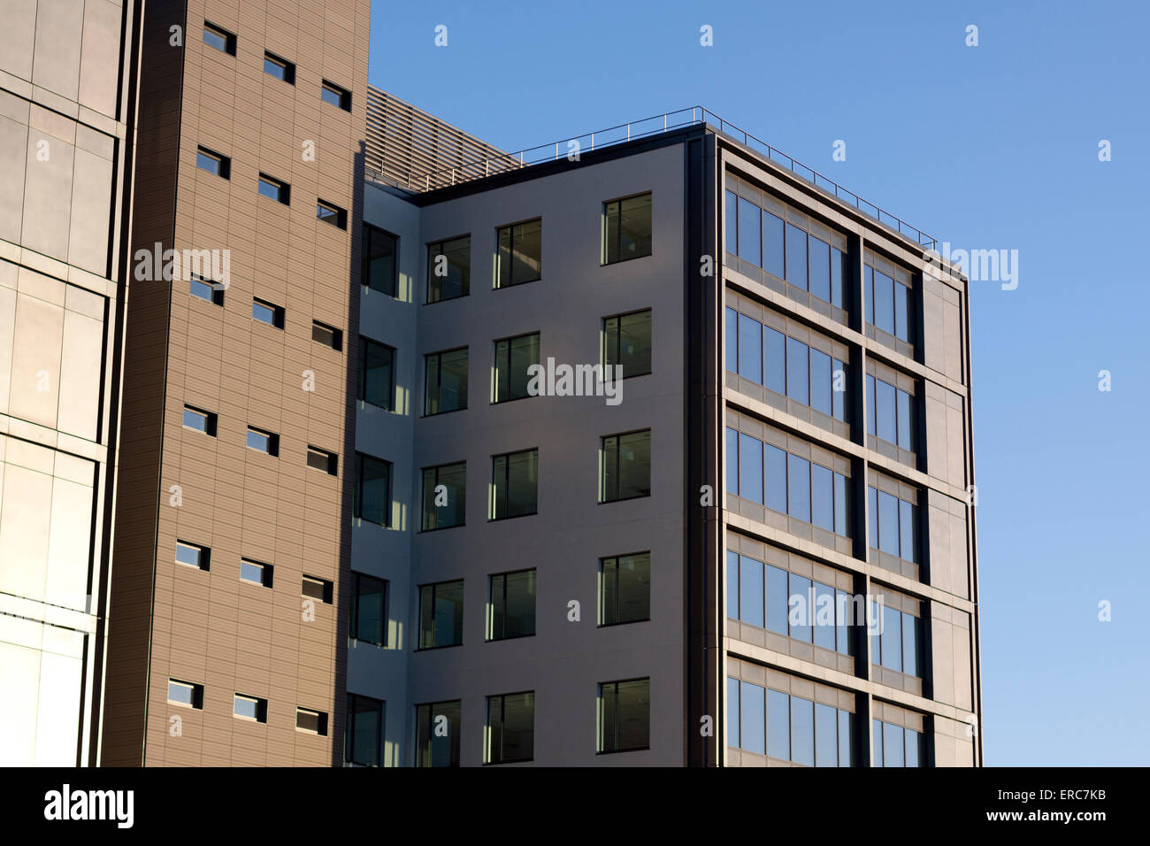 Leeds office hi-res stock photography and images - Alamy