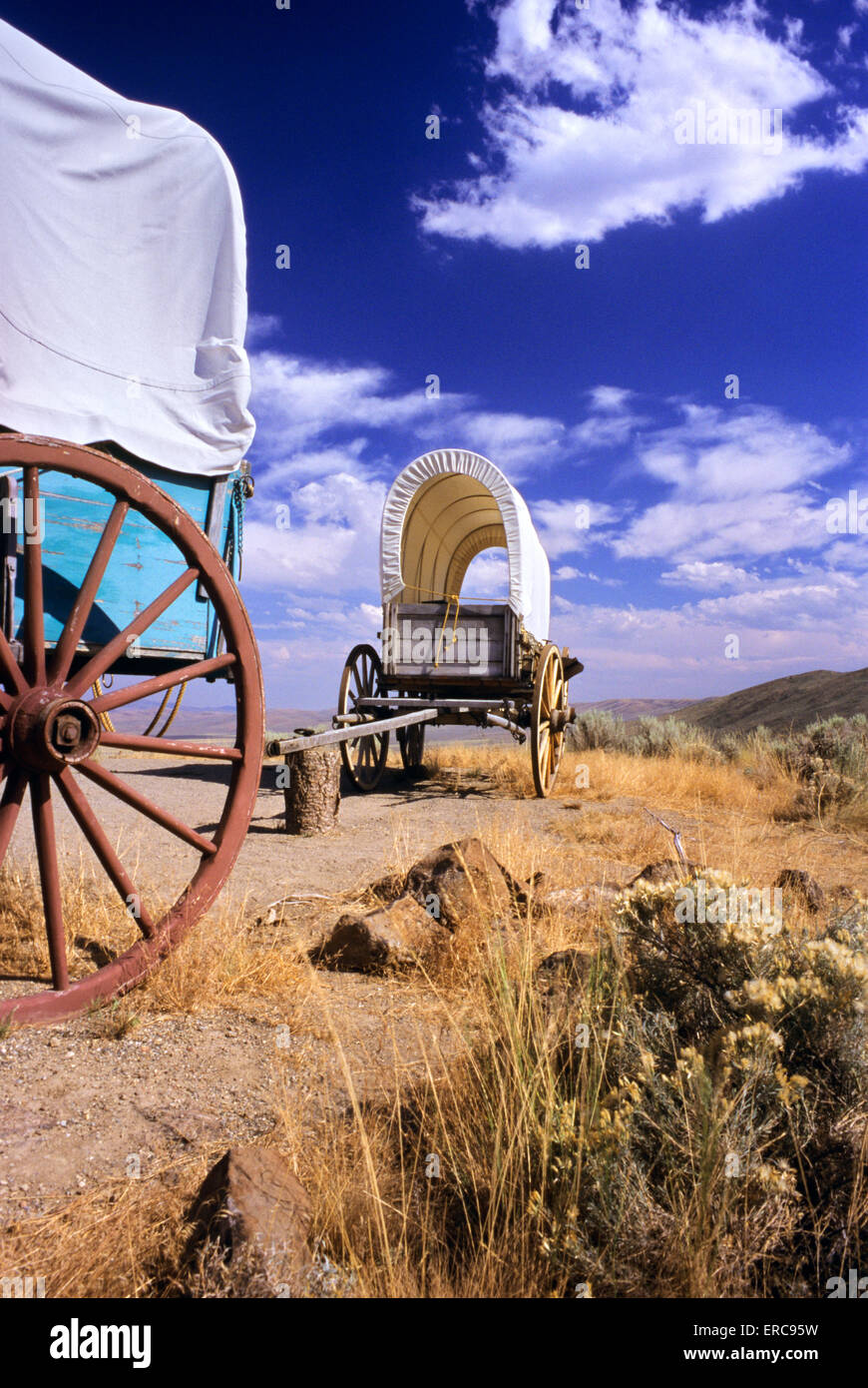 PIONEER COVERED WAGONS OREGON TRAIL VISITOR CENTER BAKER OREGON USA ...