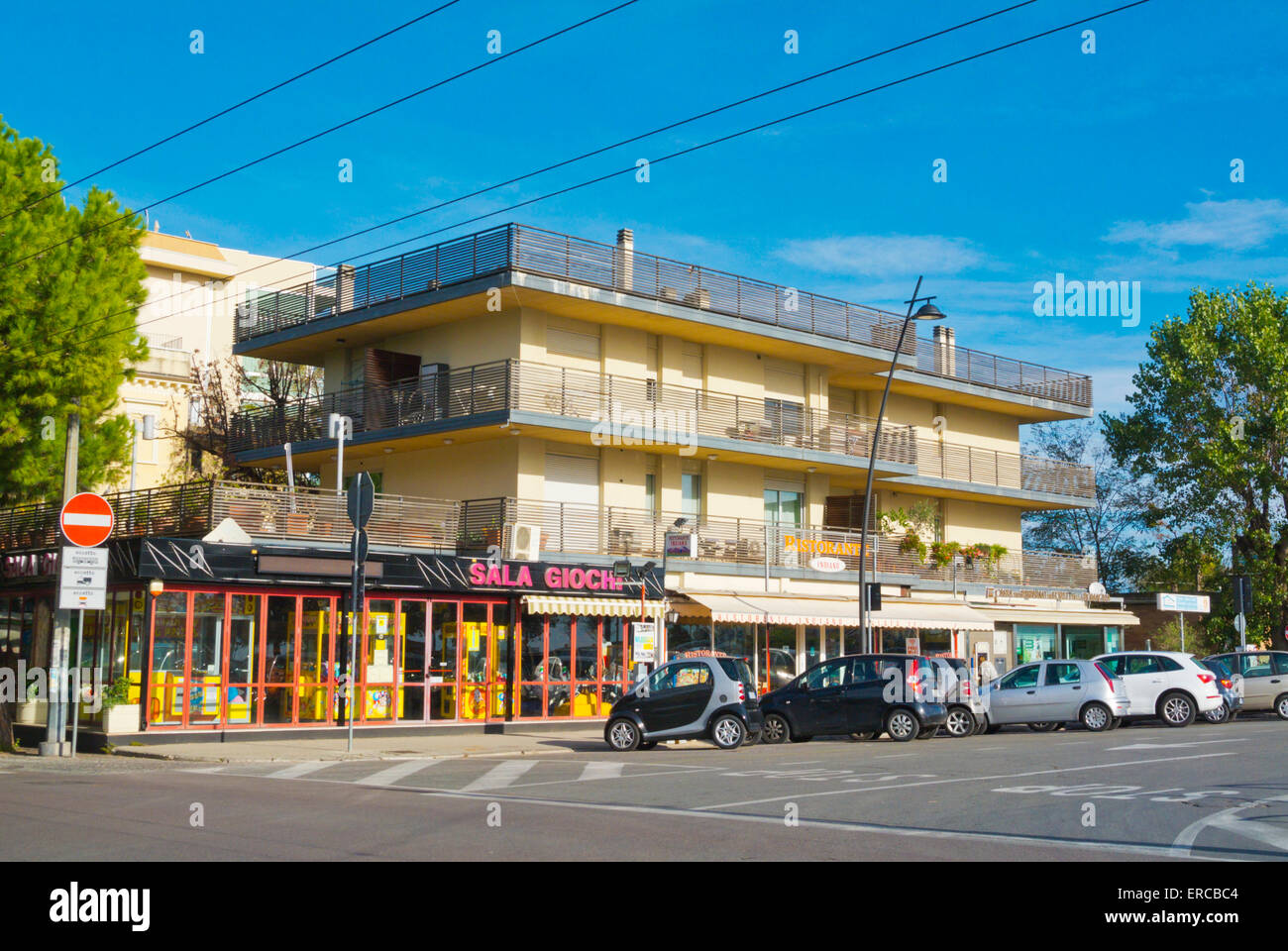Piazzale John F Kennedy, by the beach, Rimini, Italy Stock Photo - Alamy