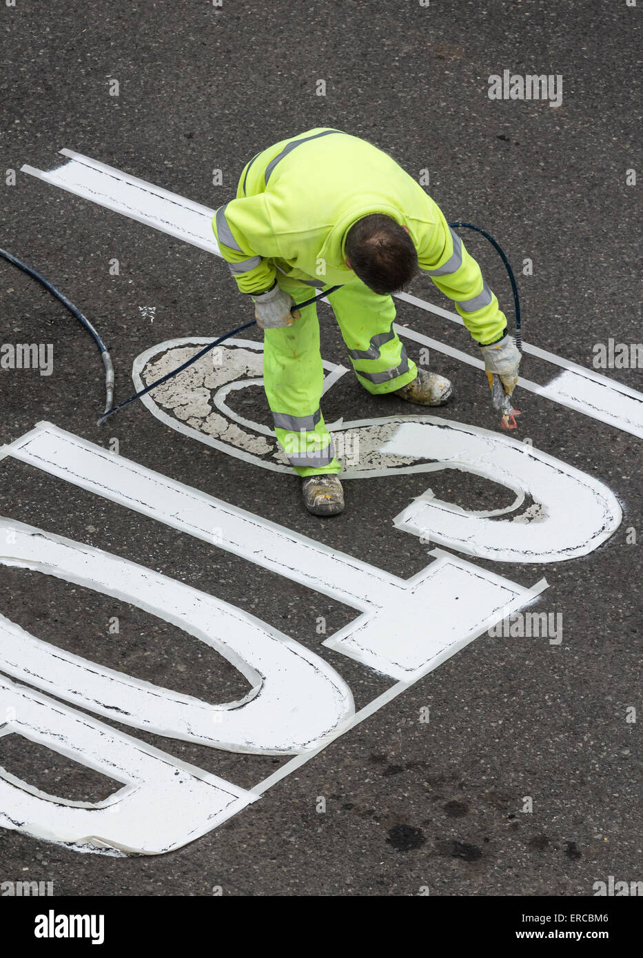 Road markings uk hi-res stock photography and images - Alamy