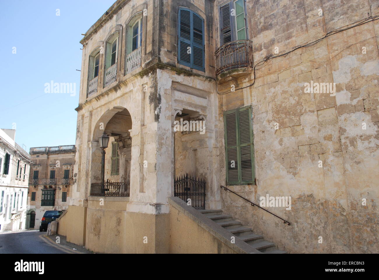 Queen Elizabeth's dilapidated former home Villa Guardamangia on the ...