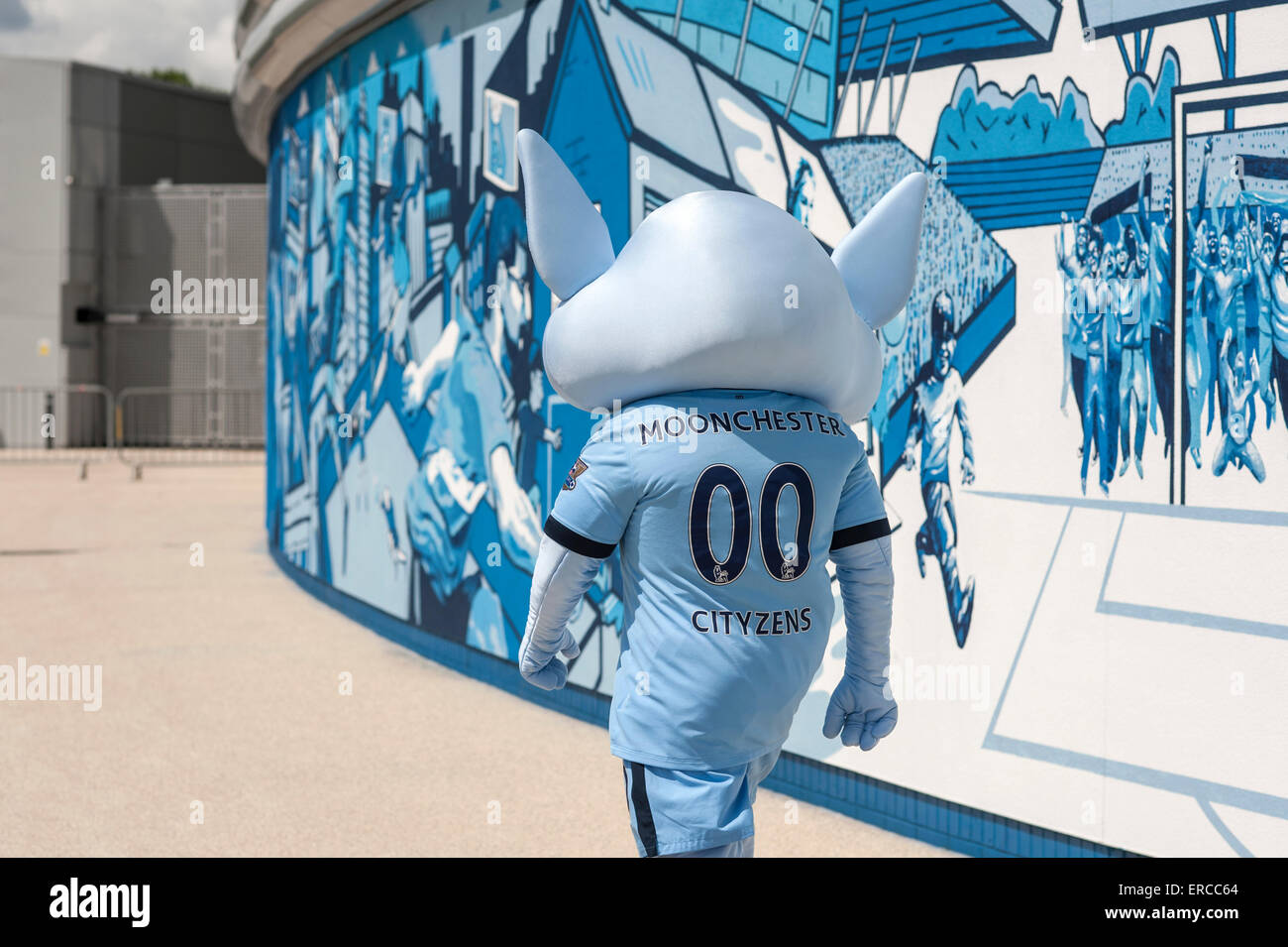 Manchester city mascot moonchester hi-res stock photography and images ...
