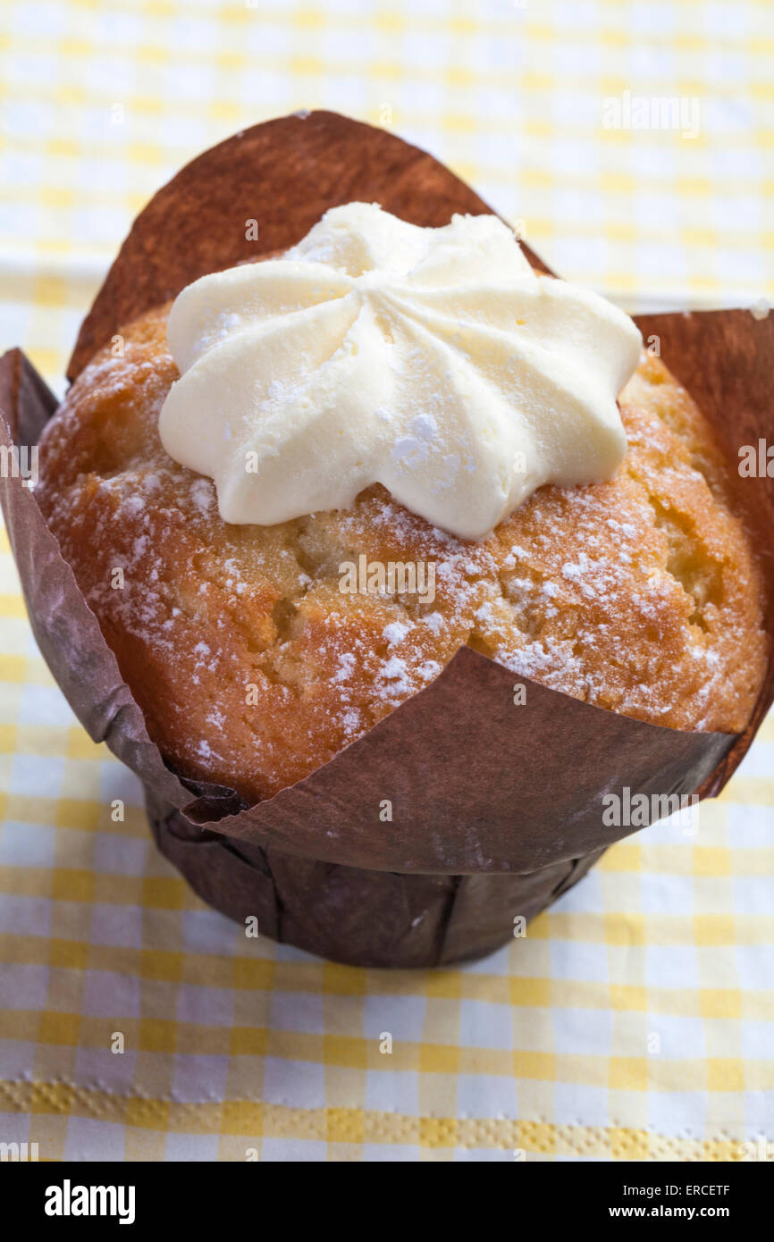 Victoria sandwich hi-res stock photography and images - Alamy