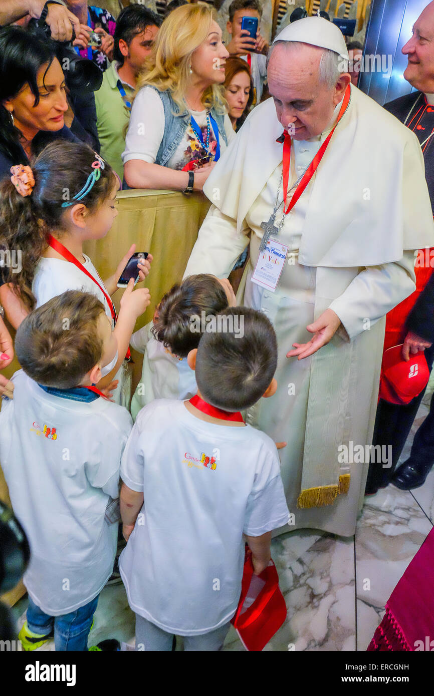 Vatican City. 30th May, 2015. Pope Francis meet the Train of the ...