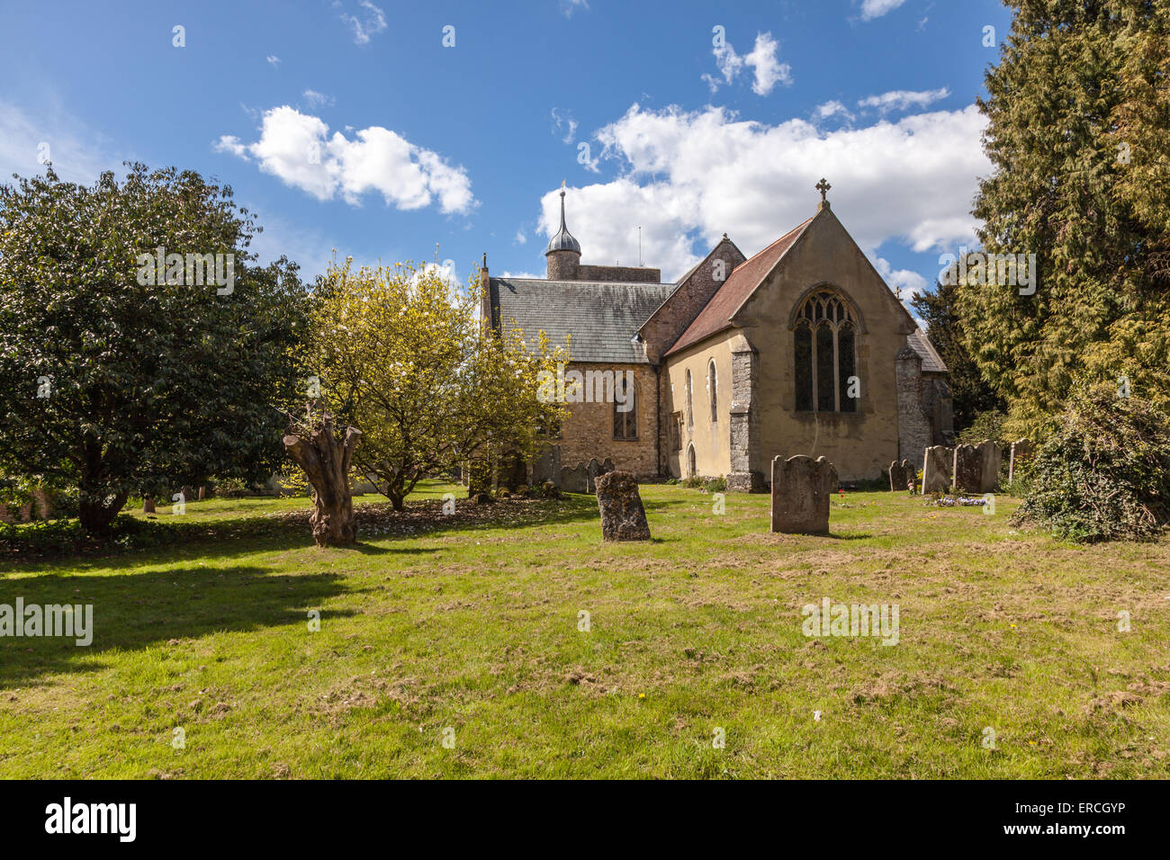The Parish church of St Peter and St Paul, Yalding, Kent, England, UK ...
