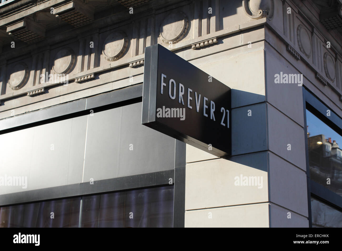 Forever 21 Sign