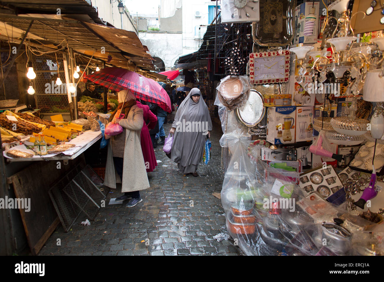 market in Algiers, Algeria Stock Photo - Alamy