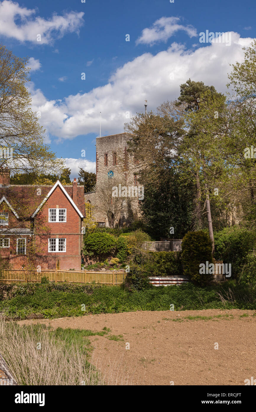 The Parish church of St Peter and St Paul, Yalding, Kent, England, UK ...