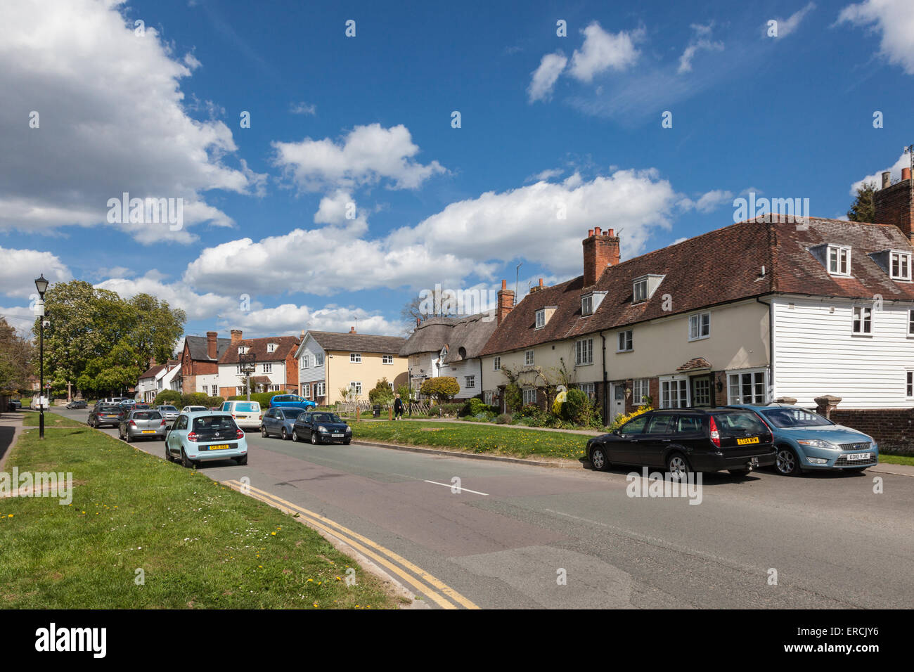 The High Street with it's pretty cottages, Yalding, Kent, England, Uk ...