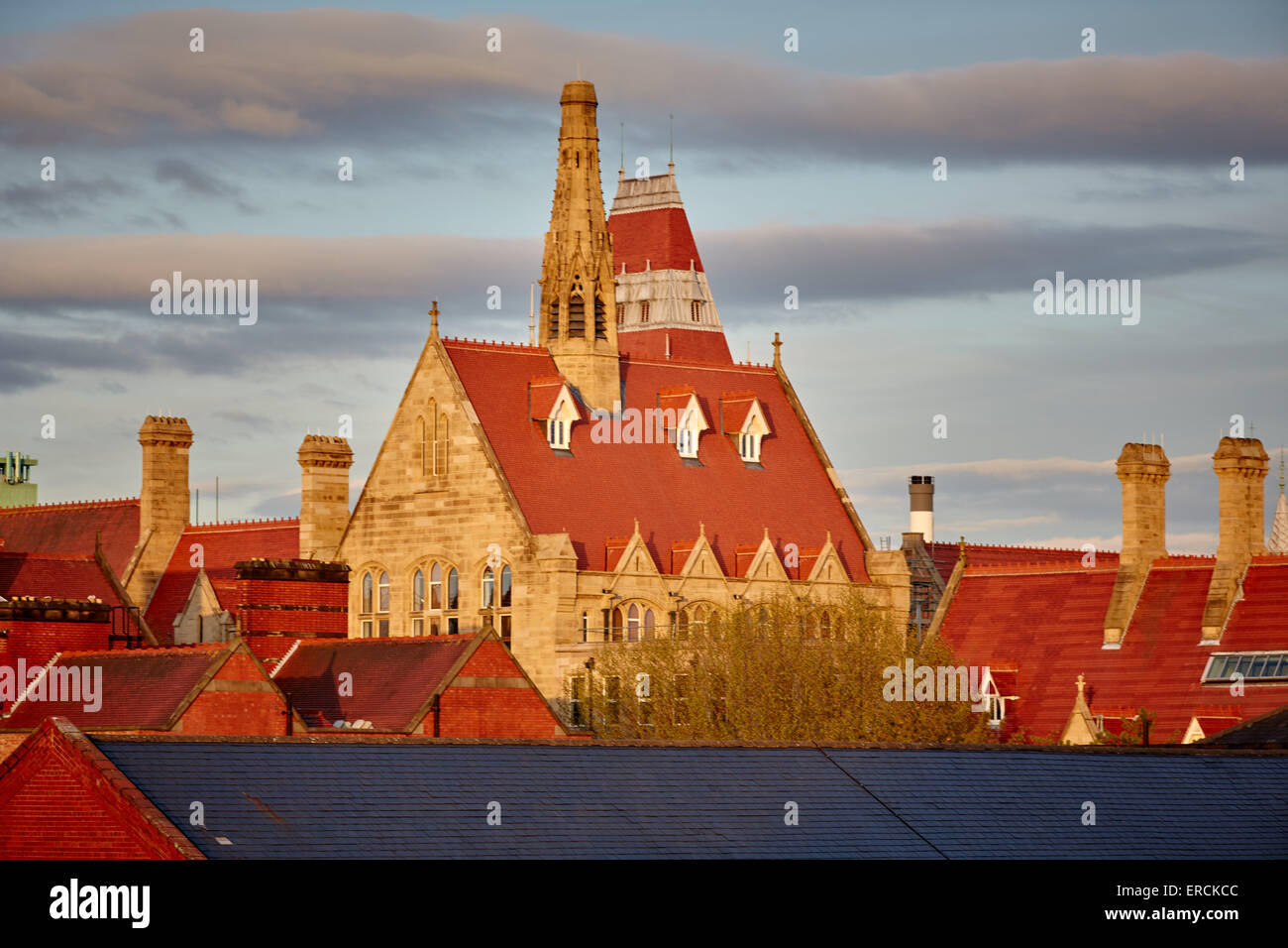 Manchester University Quadrangle buildings John Owens Building (front ...