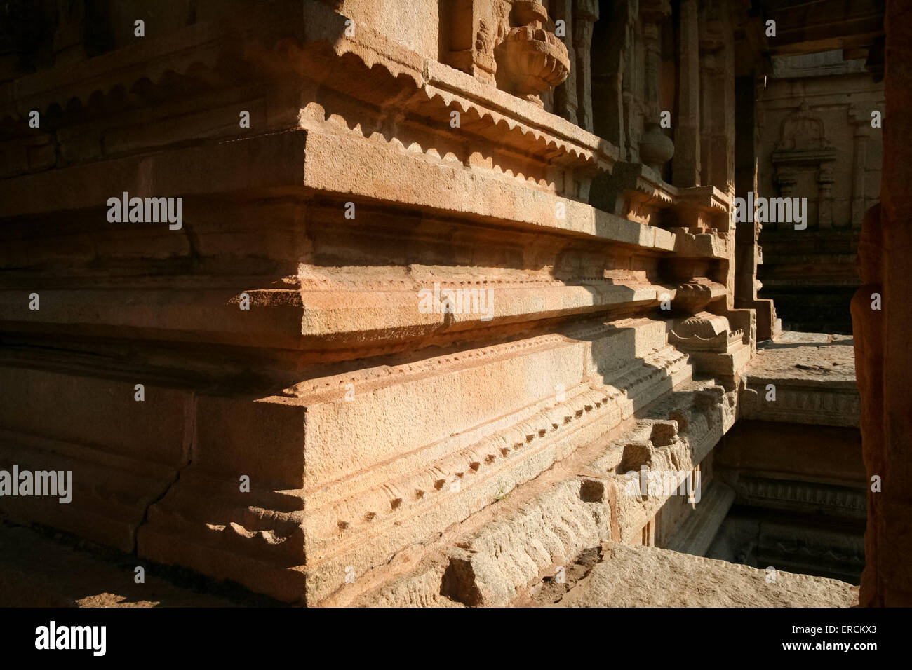 Corner of ancient building in hampi india Stock Photo - Alamy