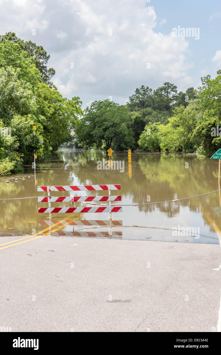 May 30, 2015 - Addicks Reservoir Park, Houston, TX: Standing flood ...
