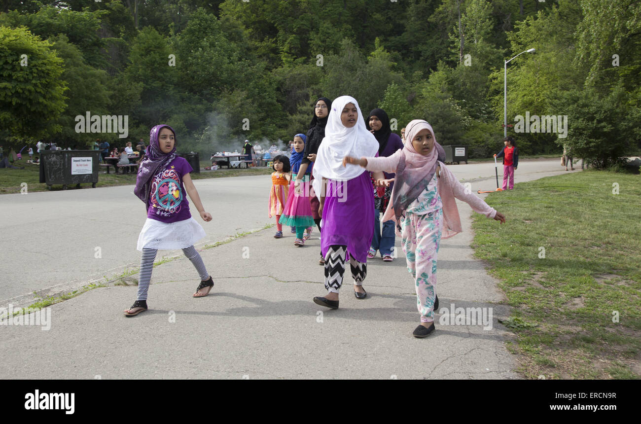 Young Muslim girls wear the Hijab in Prospect Park, Brooklyn, NY Stock ...