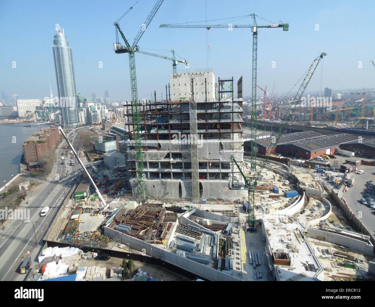 Embassy building hi-res stock photography and images - Alamy