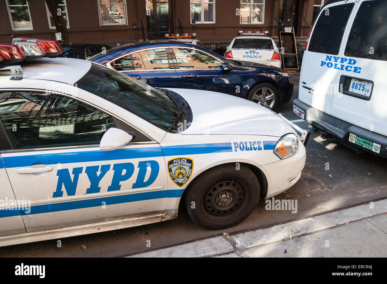 An NYPD car parked up in a Manhattan street Stock Photo - Alamy