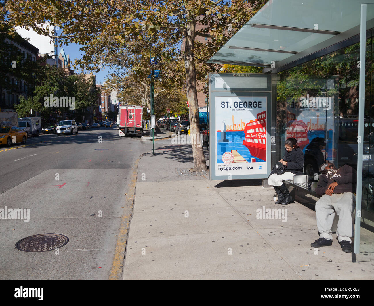 New york city bus stop hi-res stock photography and images - Alamy