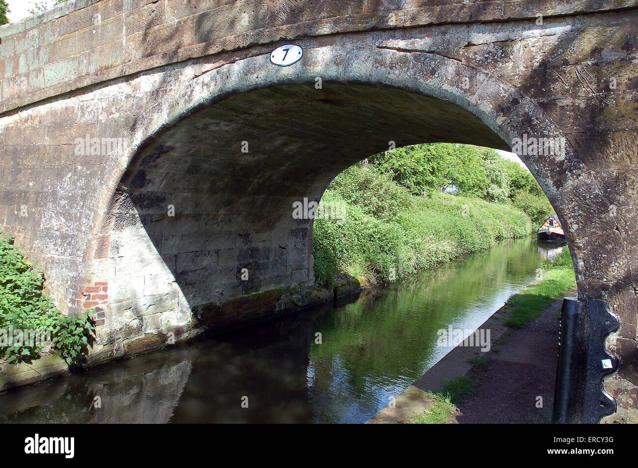 Shropshire union canal bridge hi-res stock photography and images - Alamy