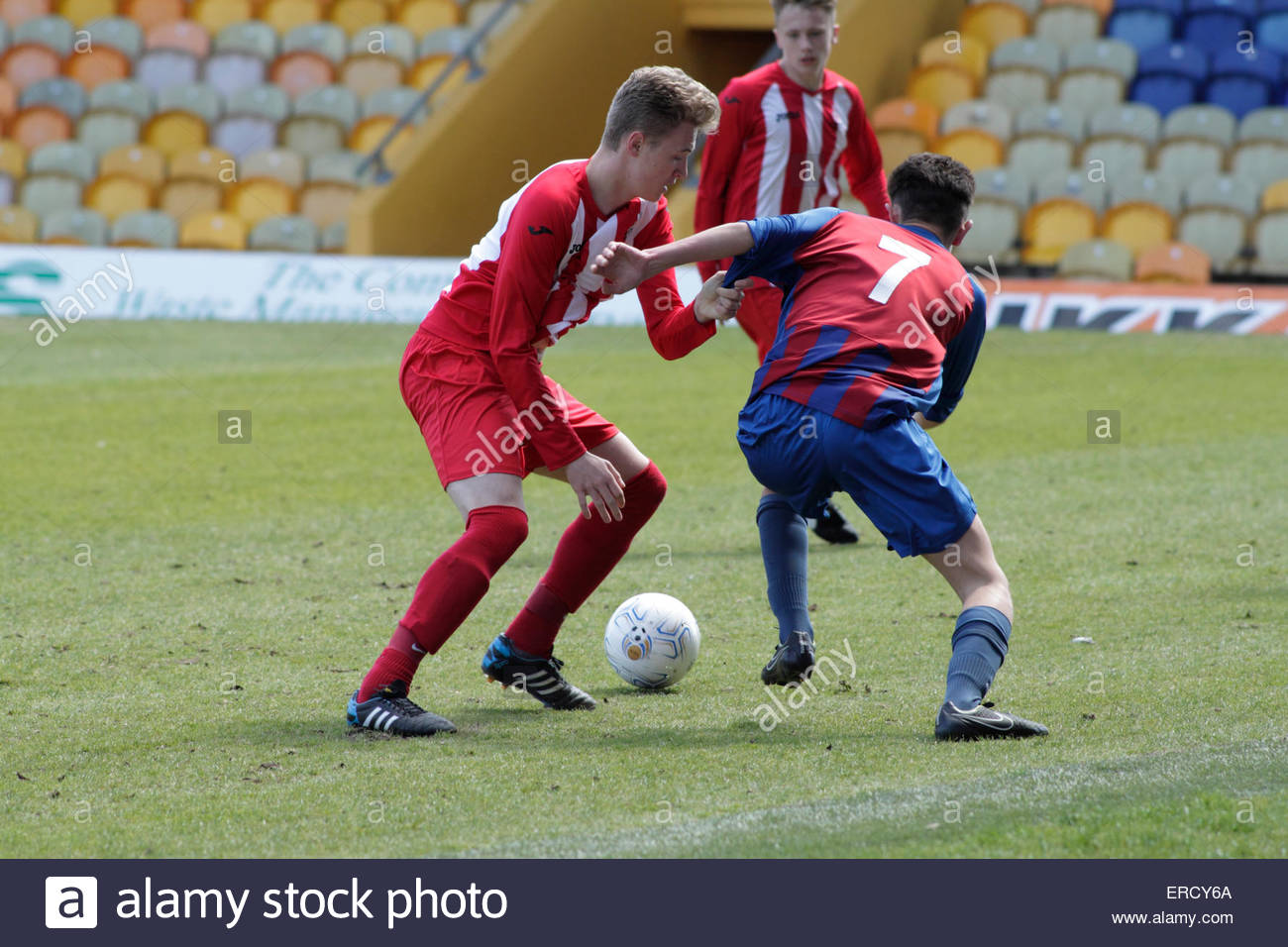 Under 16s High Resolution Stock Photography and Images - Alamy