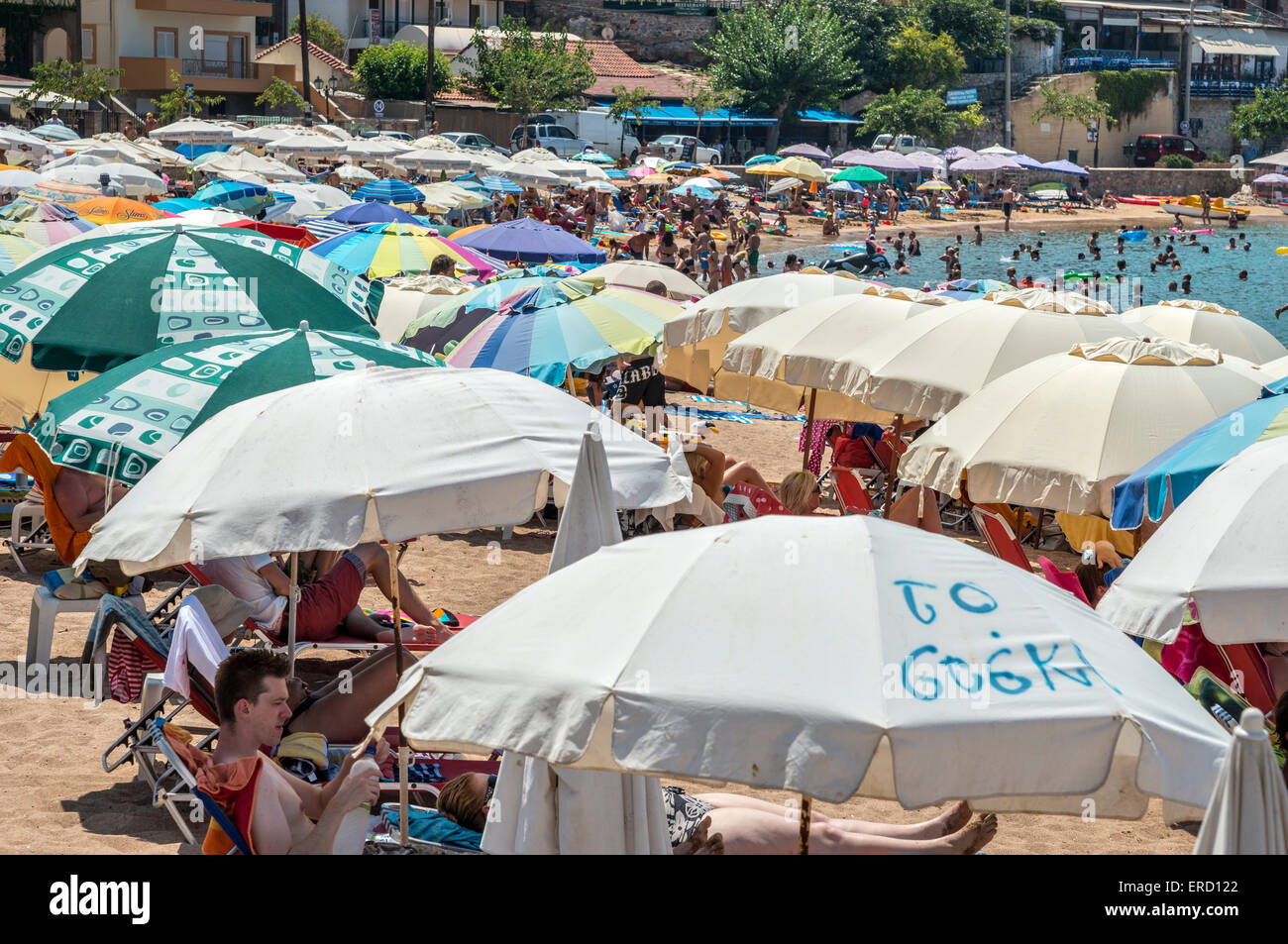 Crowded beach greece hi-res stock photography and images - Alamy