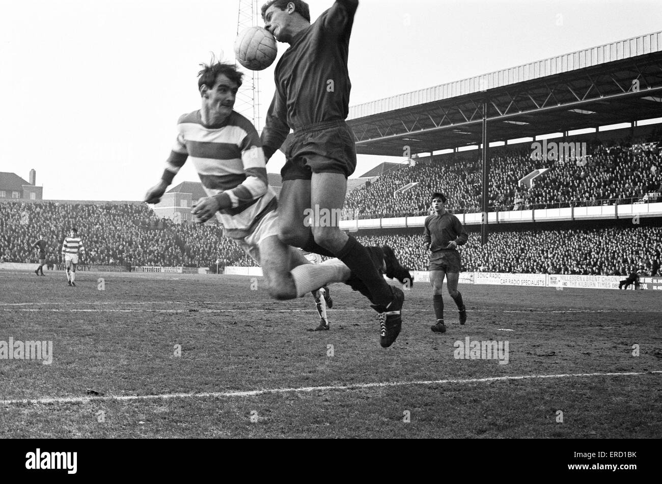 Action 1960s jumping header hi-res stock photography and images - Alamy