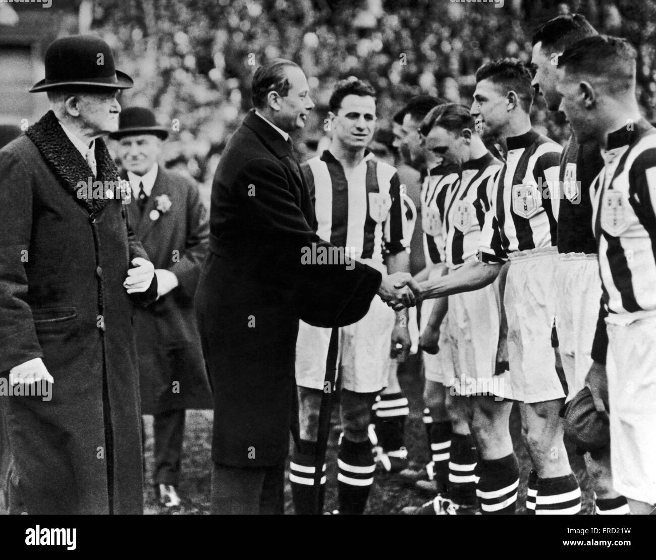 1931 fa cup final wembley hi-res stock photography and images - Alamy