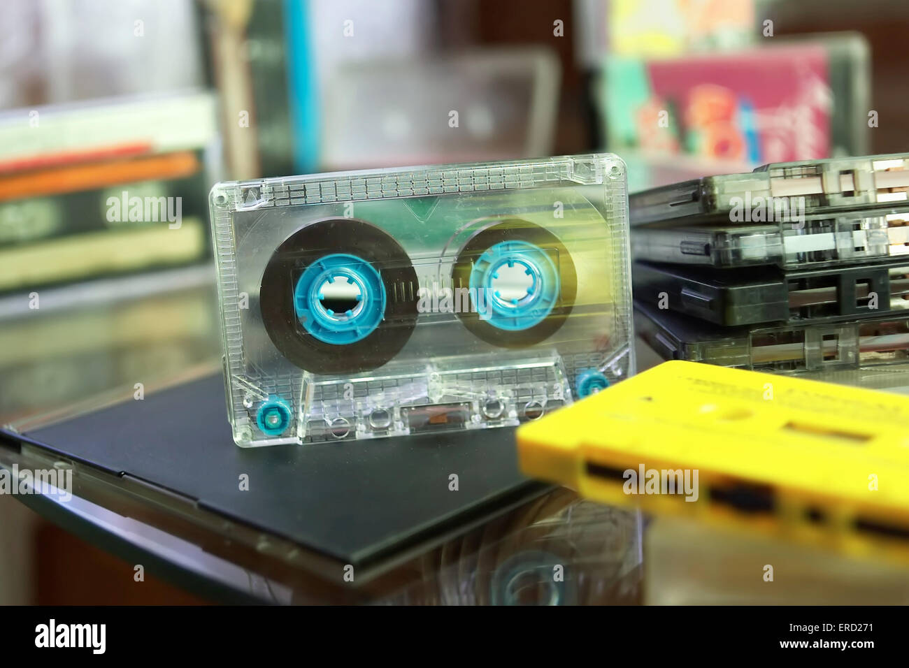 Pile of cassette tapes tape cassettes hi-res stock photography and ...