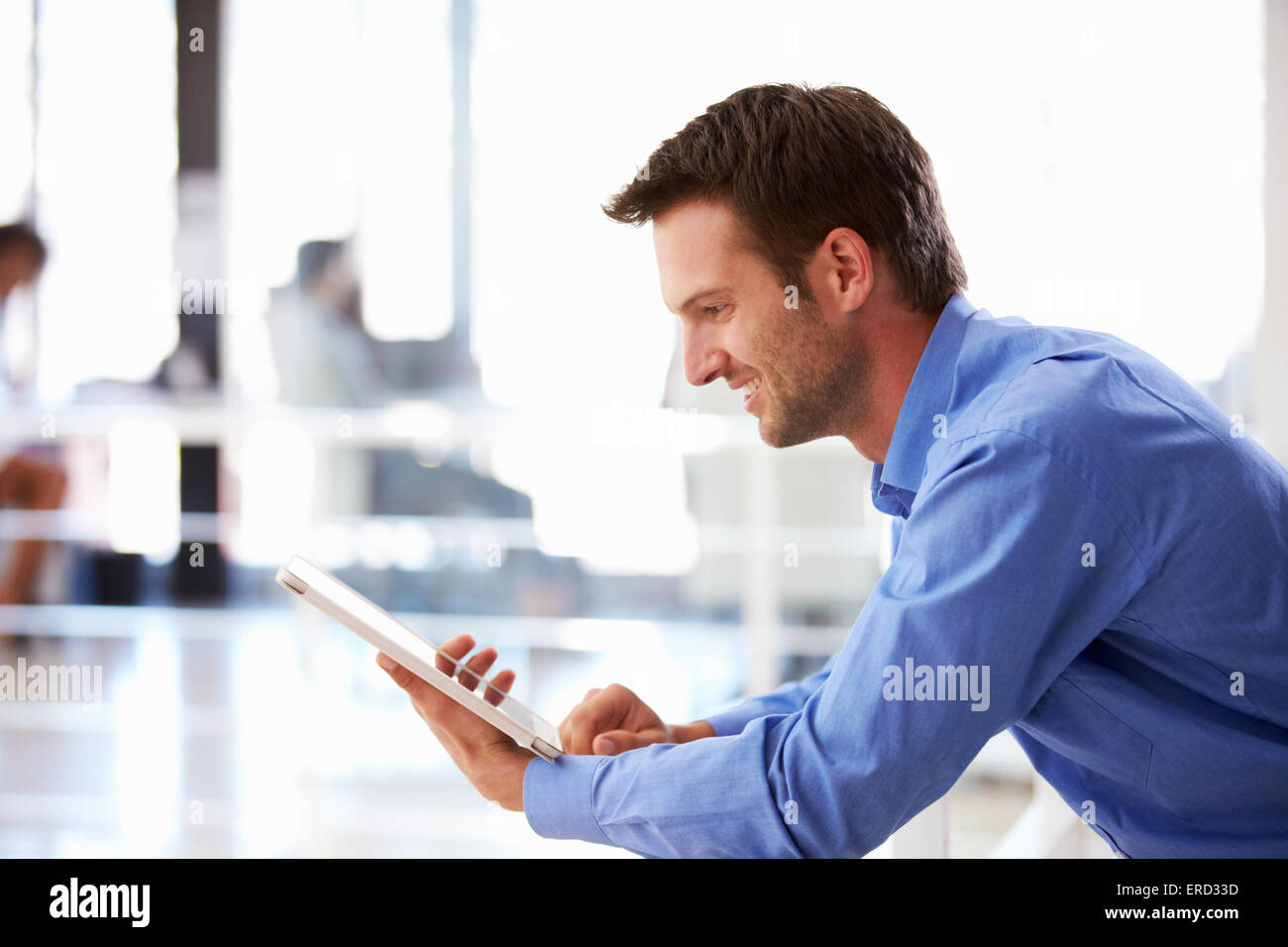 Corporate portrait tablet business hi-res stock photography and images ...