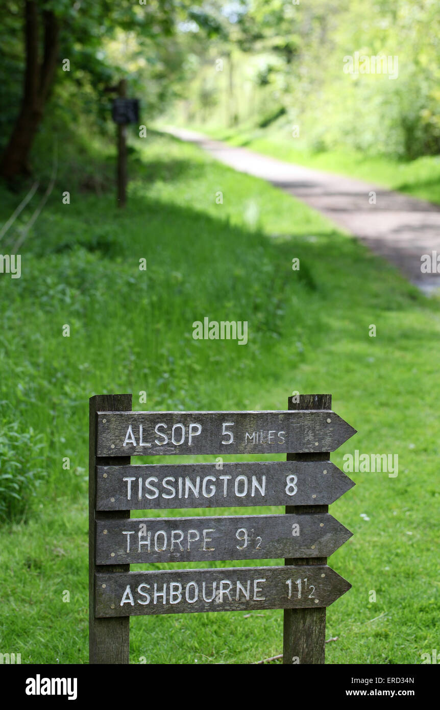 Tissington Trail Sign at Hartington Station in the Peak District ...
