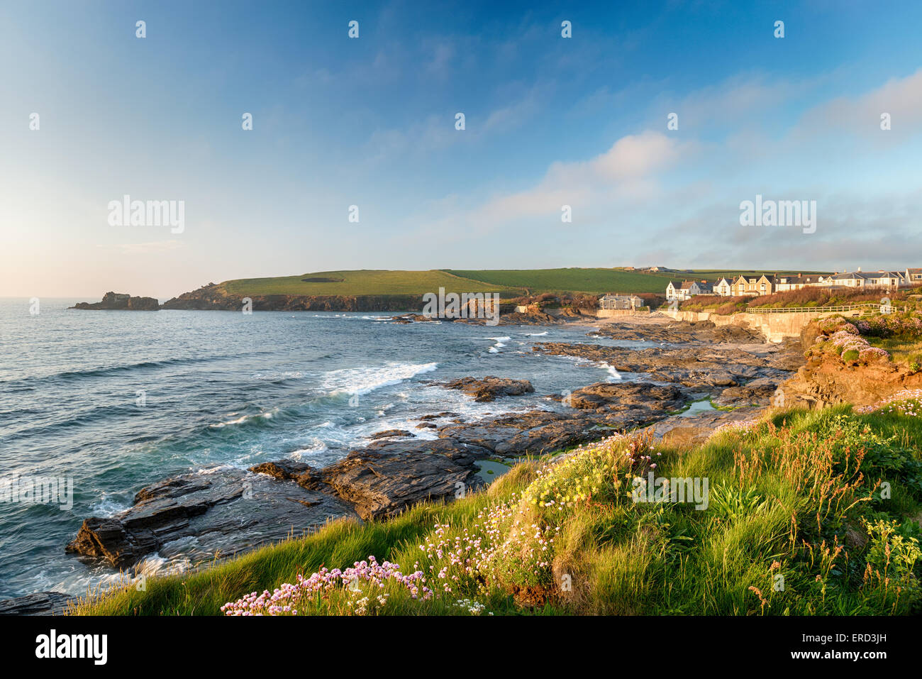 Summer evening at Trevone Bay near Padstow in Cornwall Stock Photo - Alamy