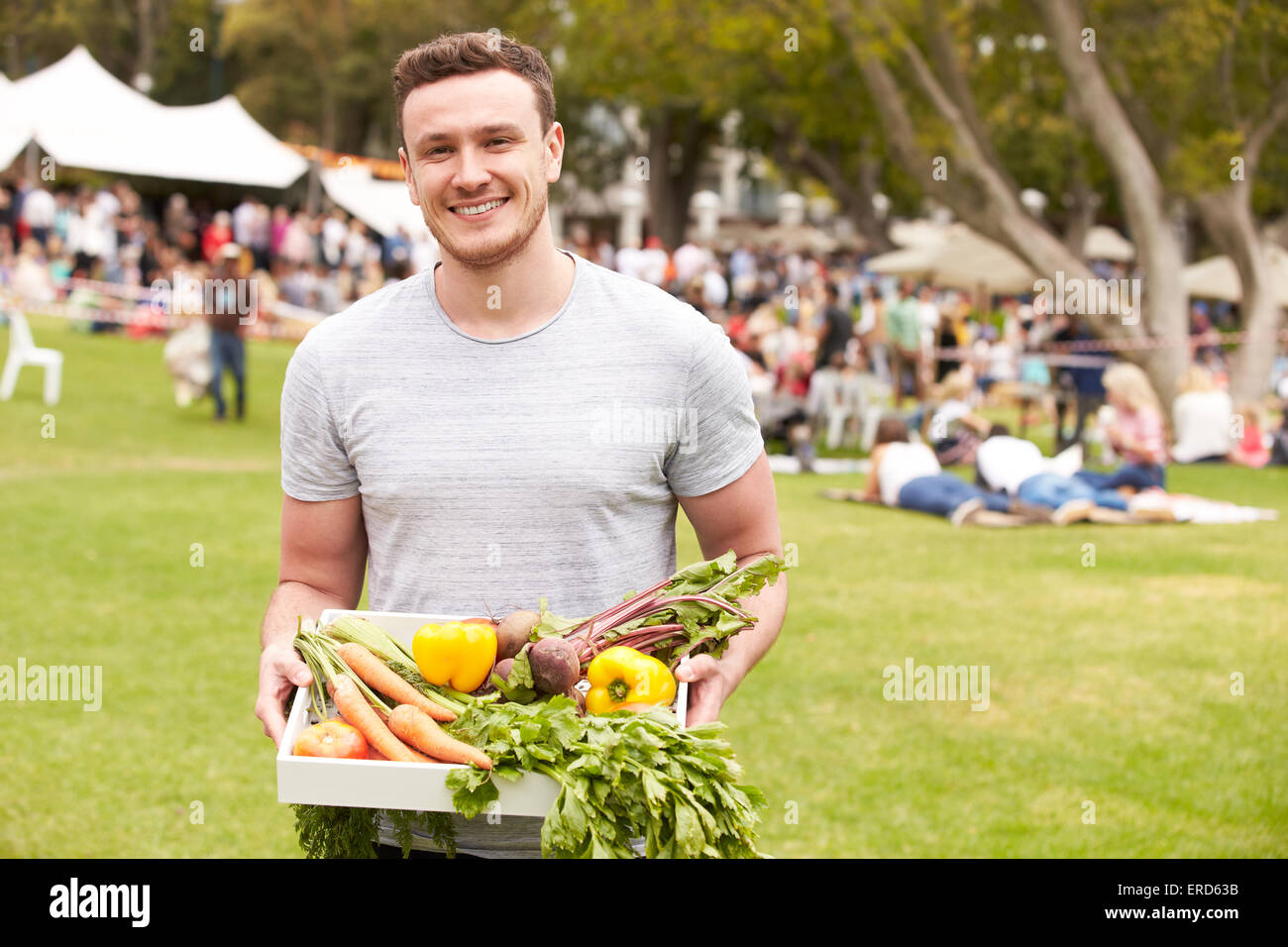 Man fresh produce bought outdoor hi-res stock photography and images ...