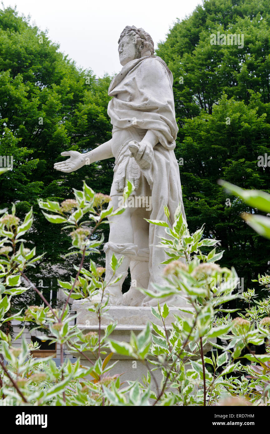A standing statue of George II in costume in the Golden Square garden ...