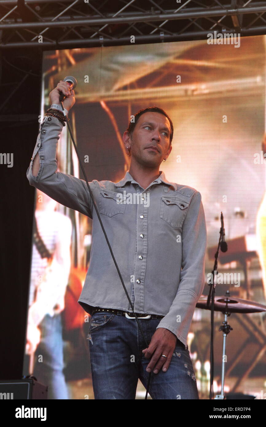 Rick Witter of Shed Seven performs on stage at the Y Not Festival ...