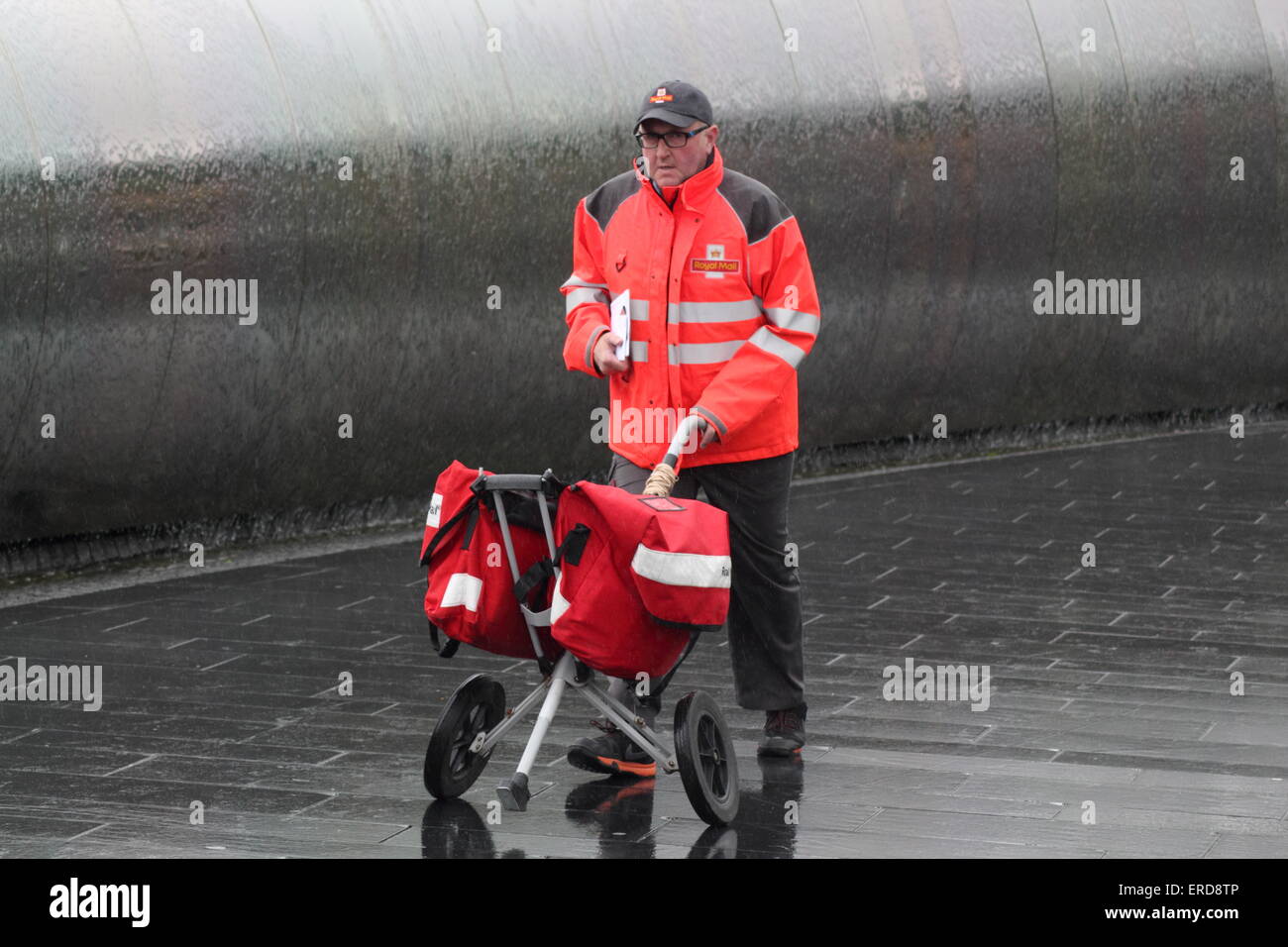 Royal mail post man hi-res stock photography and images - Alamy