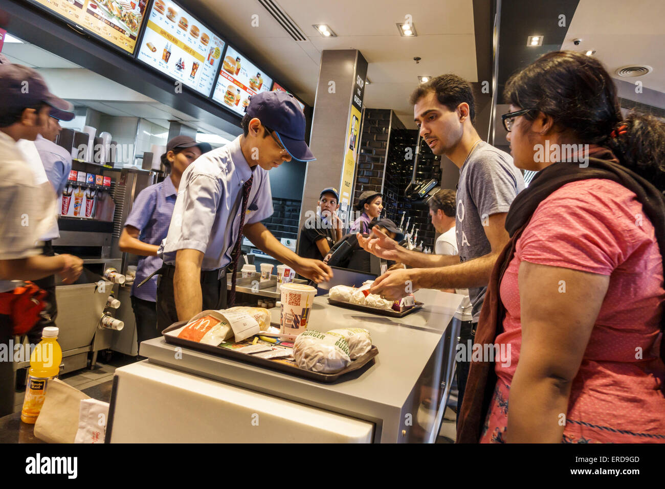 Employee Taking Fast Food Order Stock Photos & Employee Taking Fast ...