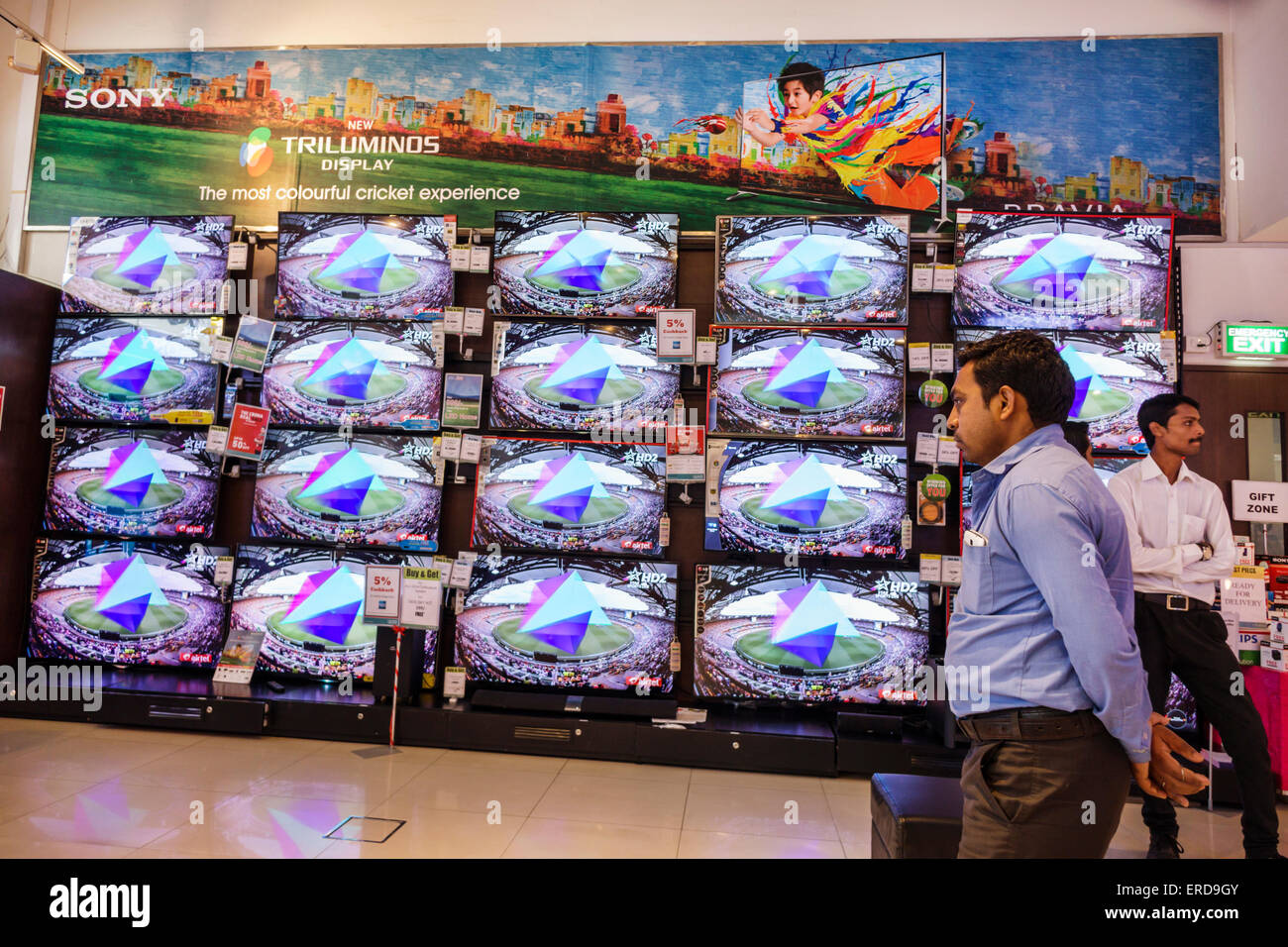 Mumbai India,Indian Asian,Lower Parel,High Street Phoenix,mall arcade ...