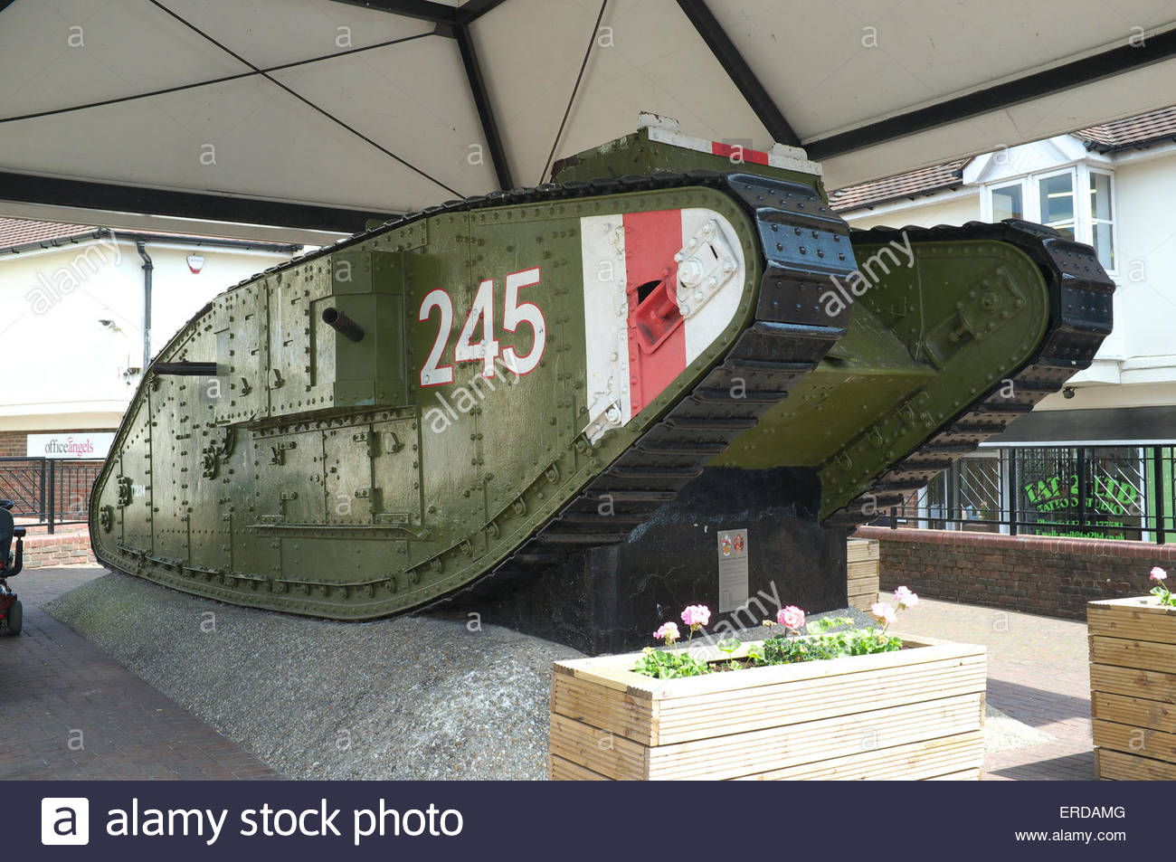 Army Tank Display Stock Photos & Army Tank Display Stock Images - Alamy