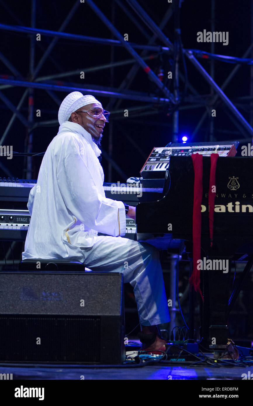 Omar sosa musician hi-res stock photography and images - Alamy