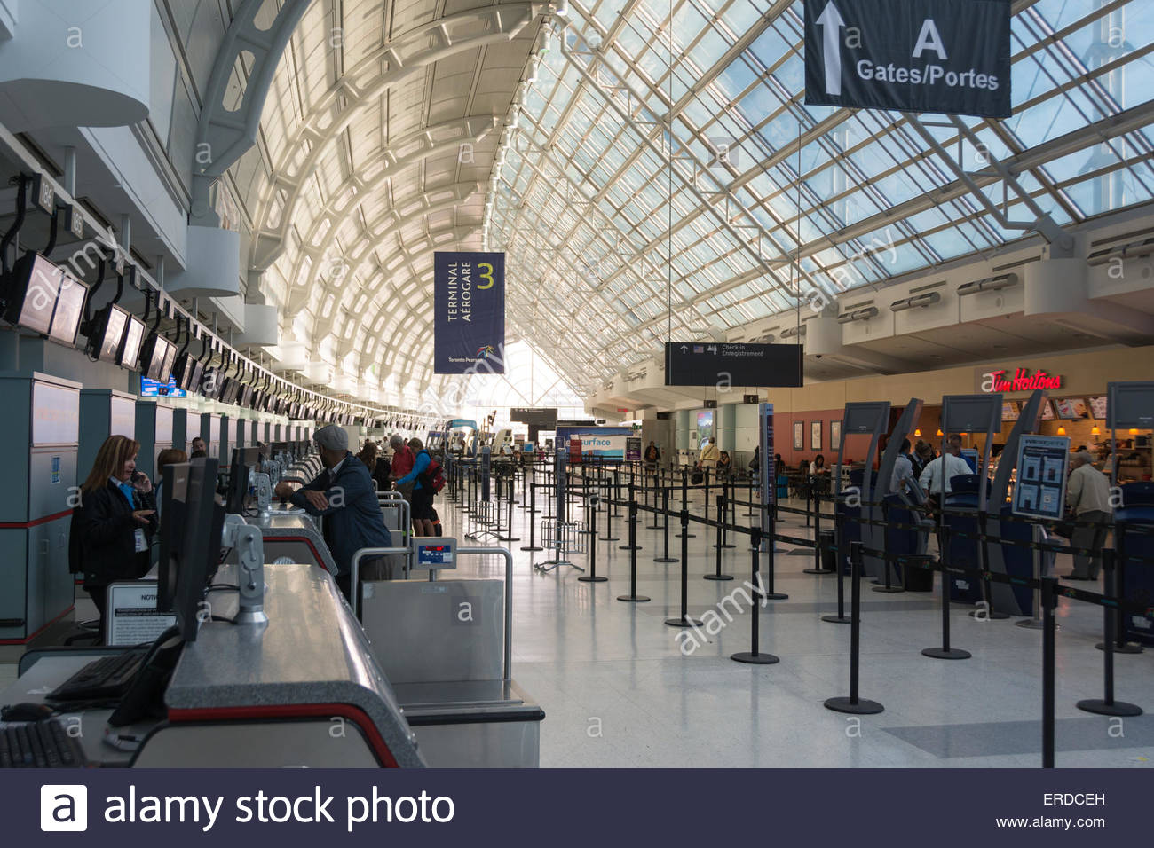 Pearson Toronto International Airport High Resolution Stock Photography ...