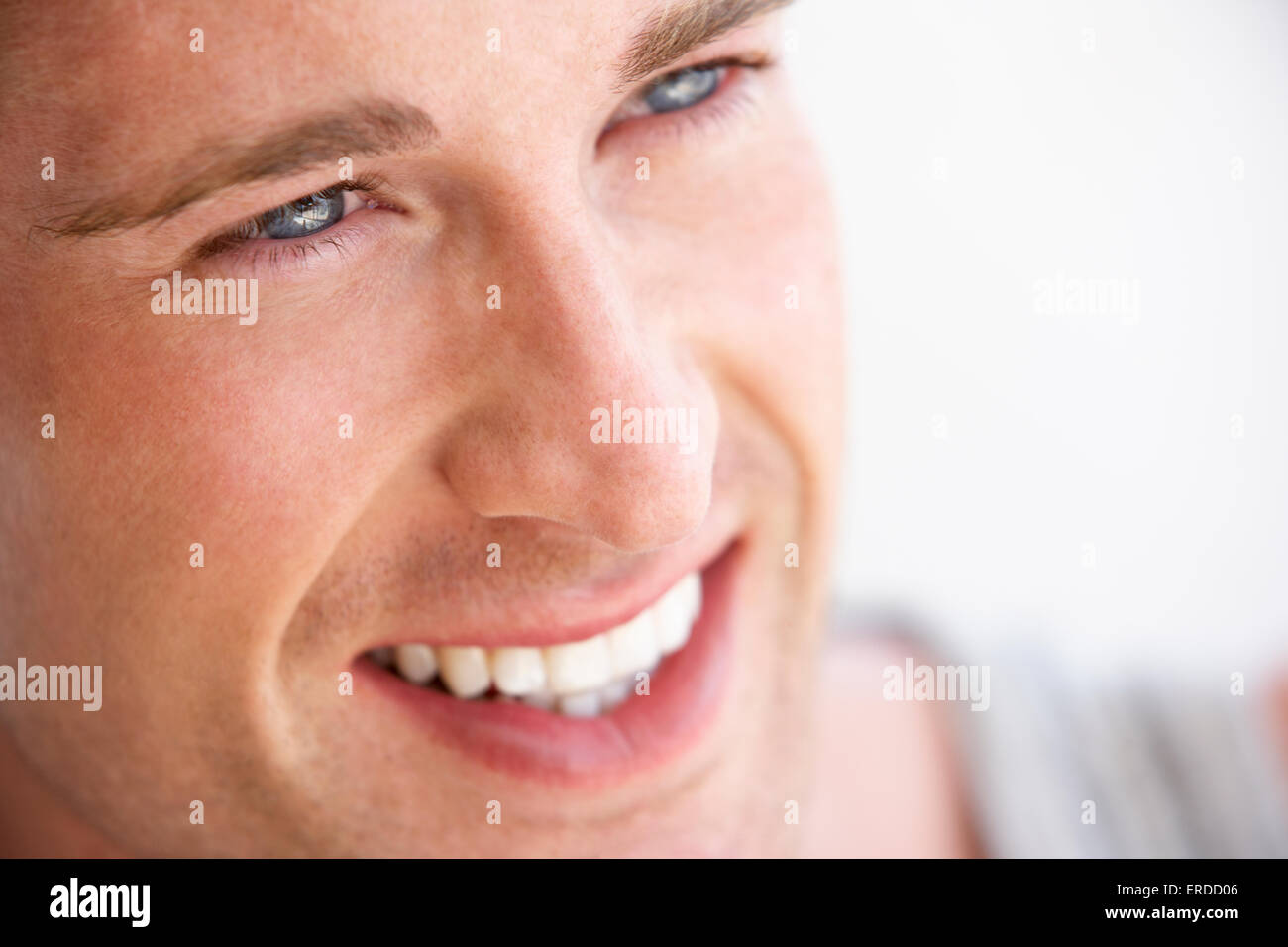 Healthy lifestyle smiling young hi-res stock photography and images - Alamy