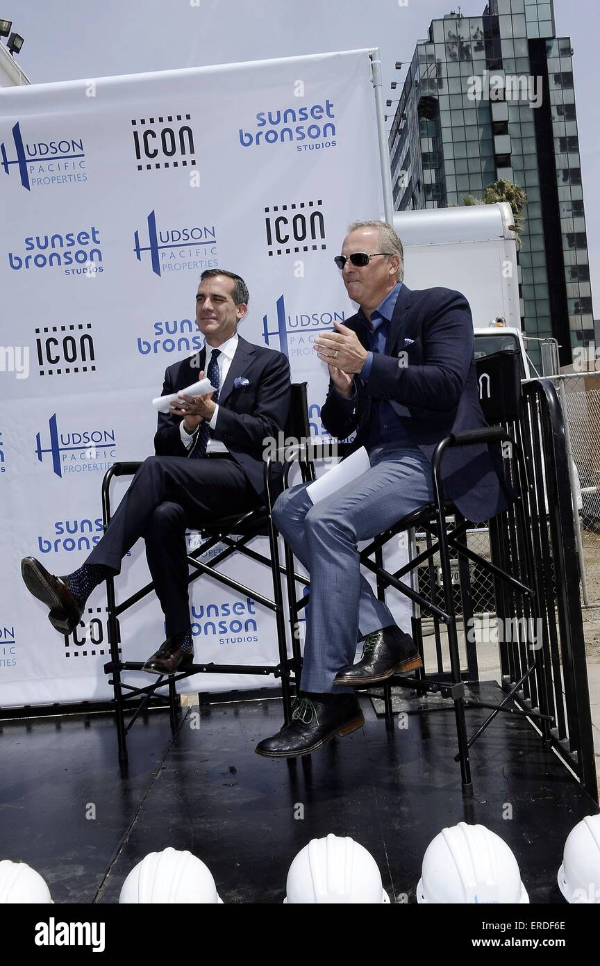 Victor coleman hi-res stock photography and images - Alamy