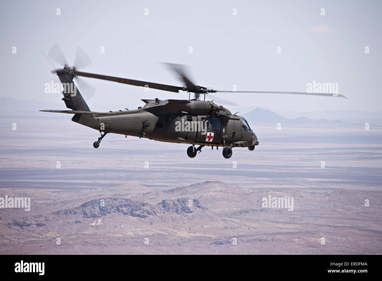 UH-60 Black Hawk takes off after refueling in New Mexico Stock Photo ...