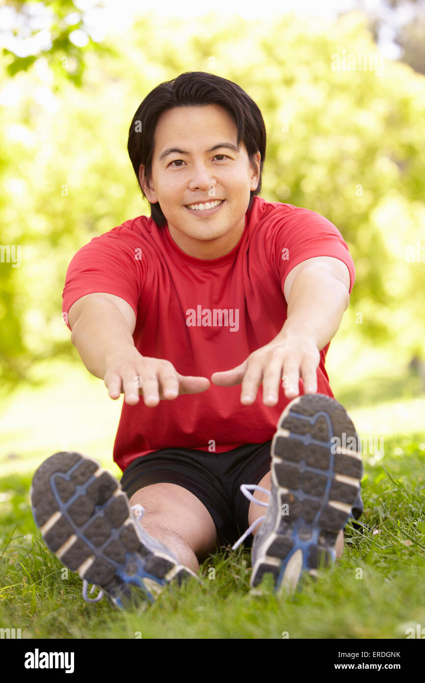 Asian man exercising Stock Photo - Alamy