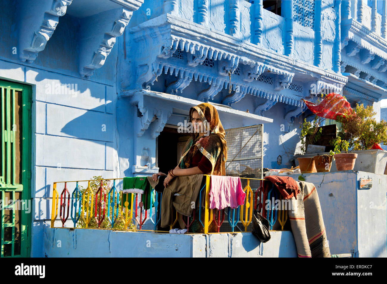 India, Rajasthan, Jodhpur, daily life, woman Stock Photo - Alamy