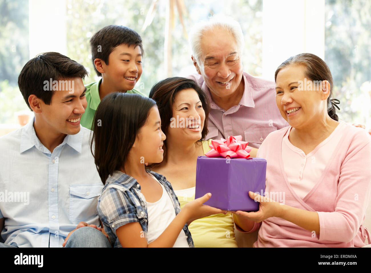 Asian family portrait Stock Photo - Alamy Asian family portrait Stock Photo - Alamy