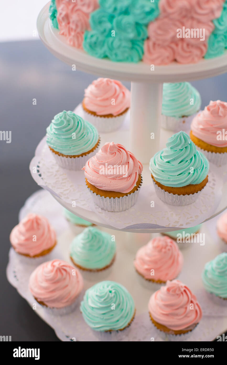 Pink And Green Cupcake Ideas