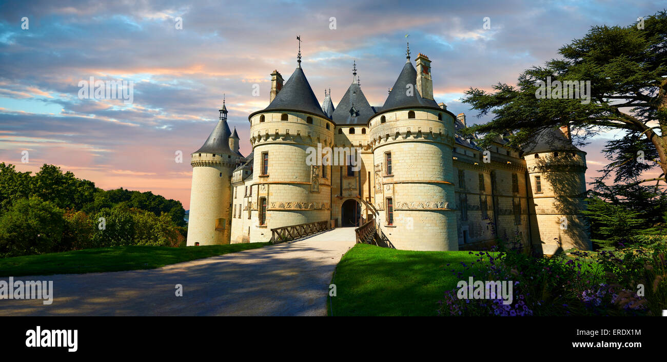 15th century castle hi-res stock photography and images - Alamy