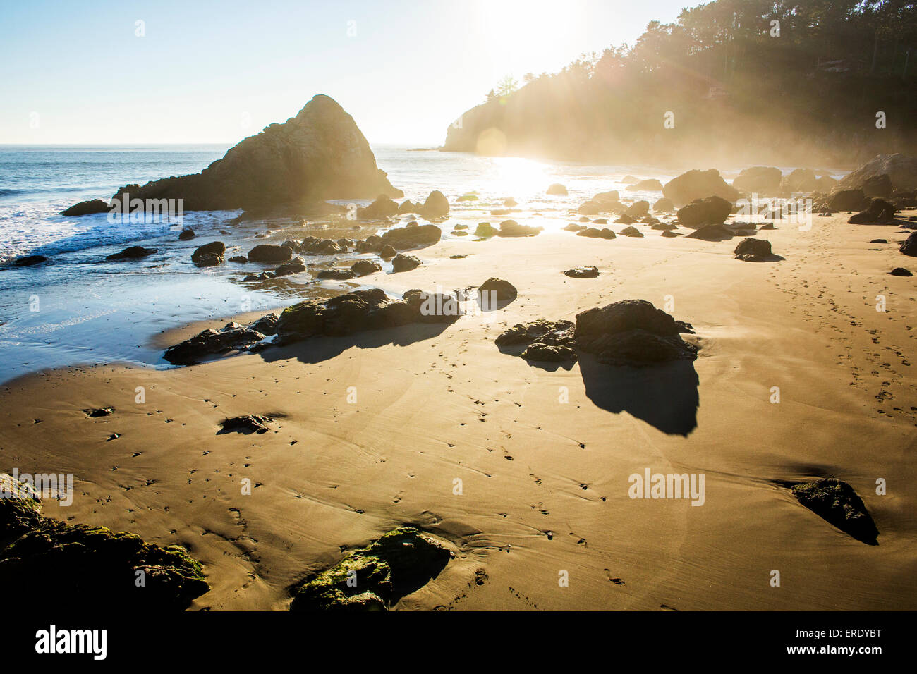 Rock sand beach hi-res stock photography and images - Alamy