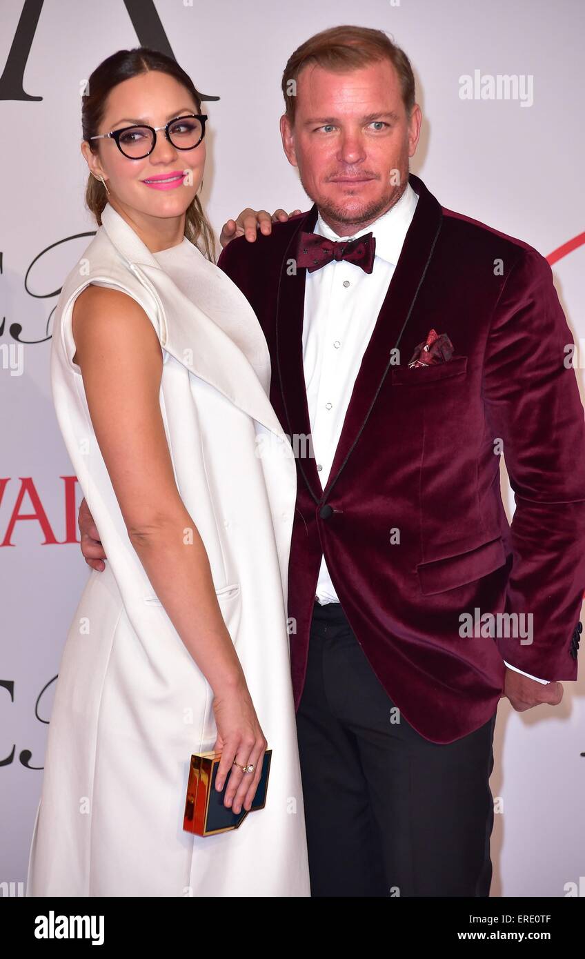 New York, NY, USA. 1st June, 2015. Katharine McPhee, Shane Baum at arrivals for 2015 CFDA ...