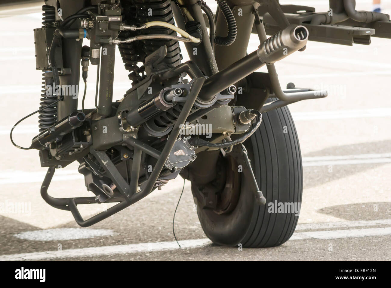 Helicopter with machine gun hi-res stock photography and images - Alamy