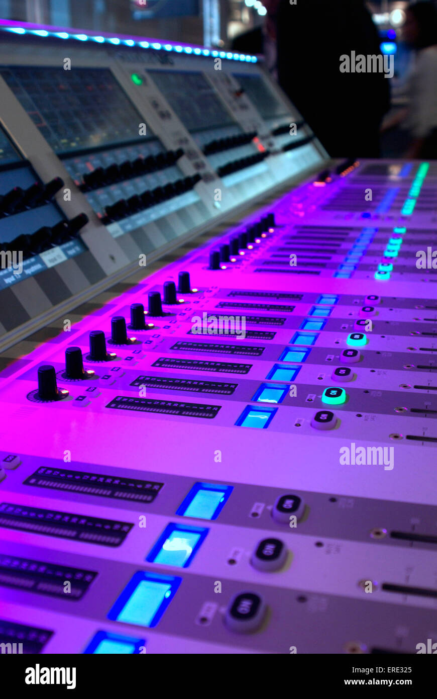 Close-up of faders and knobs on mixing desk Stock Photo - Alamy